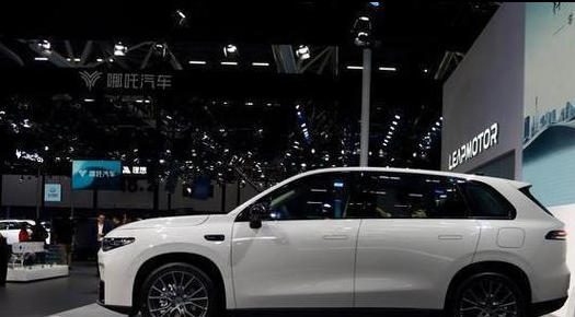 未来市场的新星？零跑c10亮相，配置外观均属优秀，理想L7的劲敌_车家号_发现车生活_汽车之家