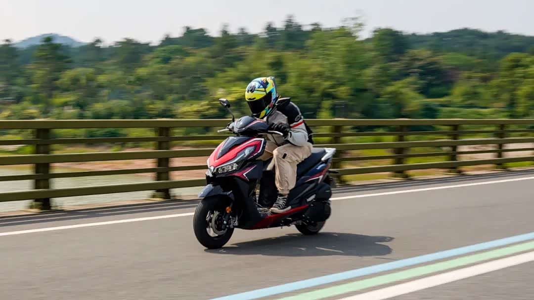 国服最强150踏板动力—12980起大阳VRS150摩智测评_车家号_发现车生活_汽车之家