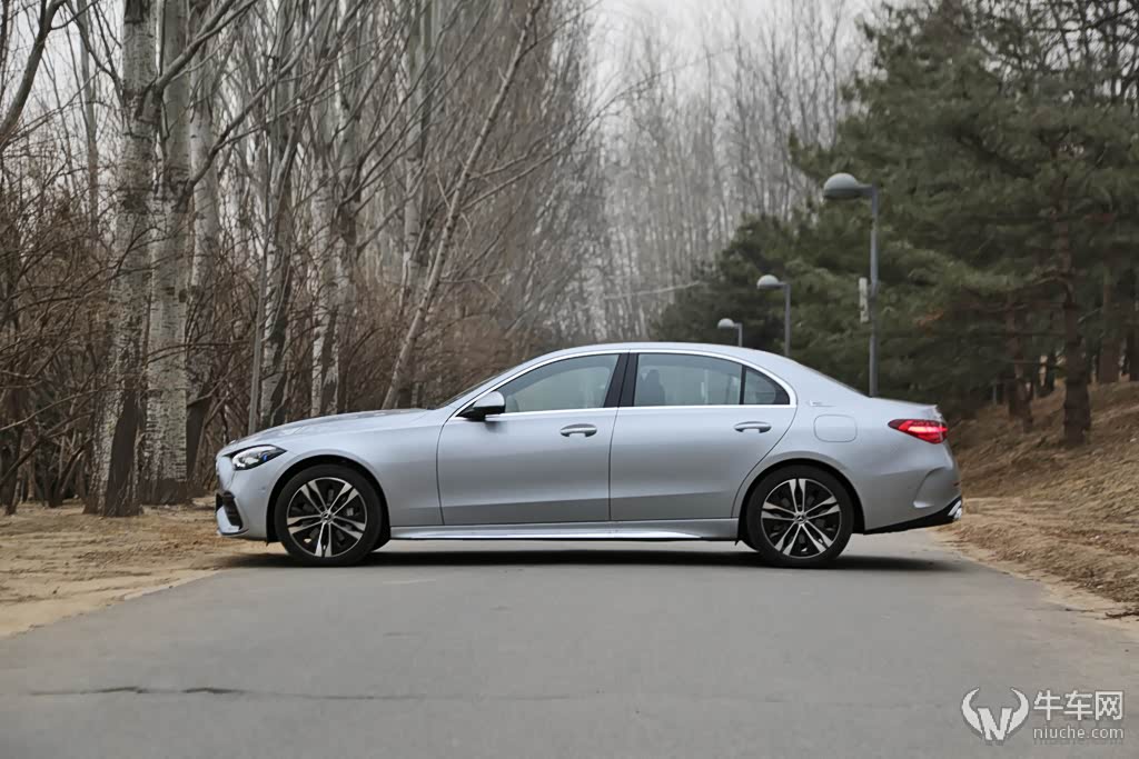 配置到顶的插混车型，试驾奔驰C350 eL_车家号_发现车生活_汽车之家