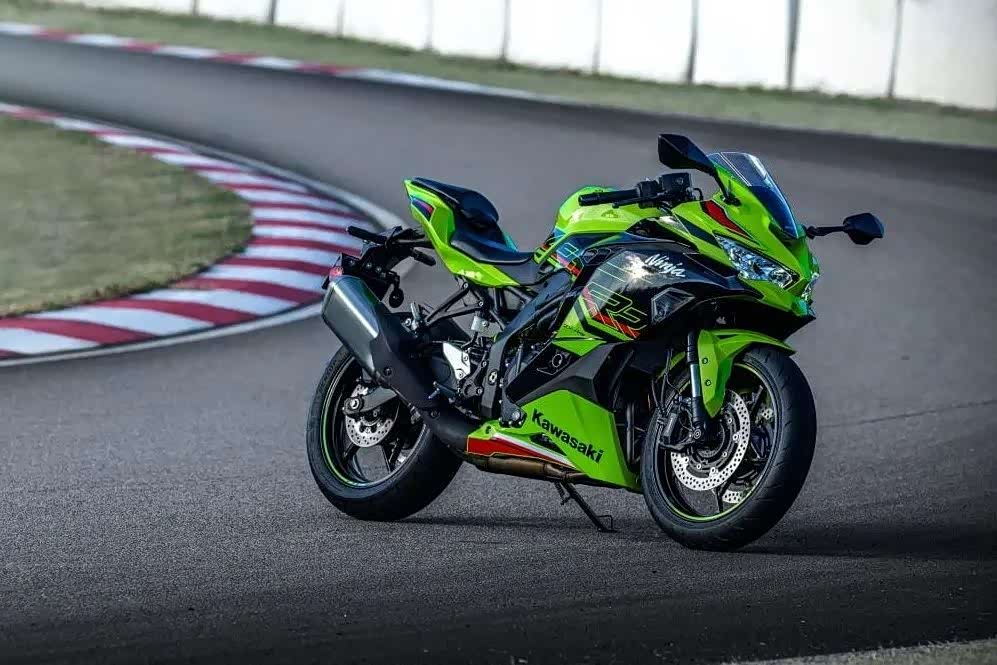 400cc四缸、80匹马力！川崎ZX-4R真的来了，价格超过Z900还香吗？_车家号_发现车生活_汽车之家