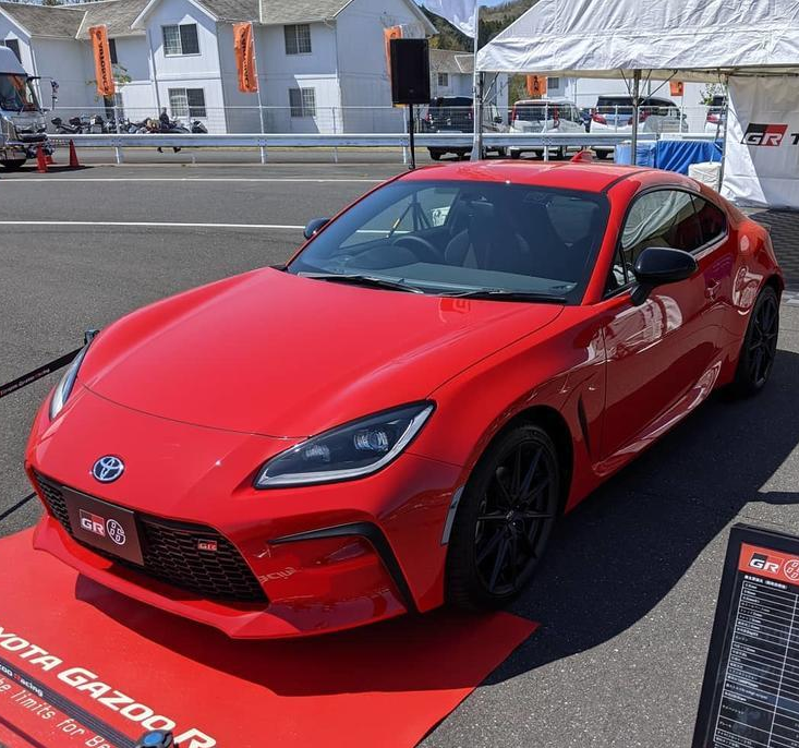 全新丰田GR86海外实拍 前脸造型或有争议？_车家号_发现车生活_汽车之家