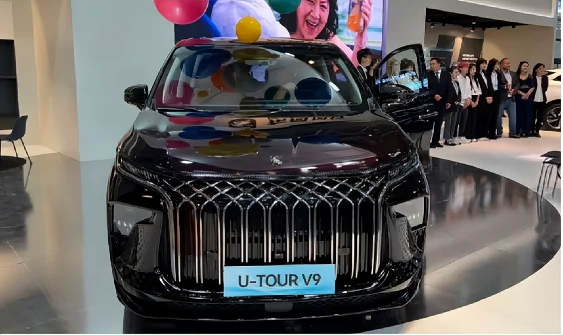 东风风行U-Tour V9：豪华混动旗舰MPV的登场_车家号_发现车生活_汽车之家