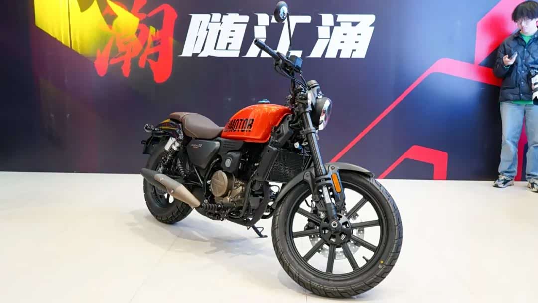 【文章】低价高配碾压同级对手，QJMOTOR闪250新车实拍_车家号_汽车之家