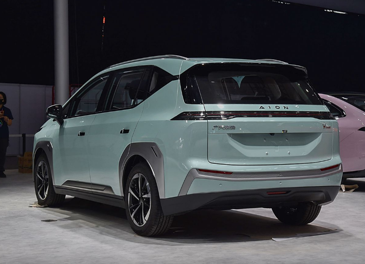 最高续航610km，广汽埃安新款AION Y Plus正式上市，9.98万元起售_车家号_发现车生活_汽车之家