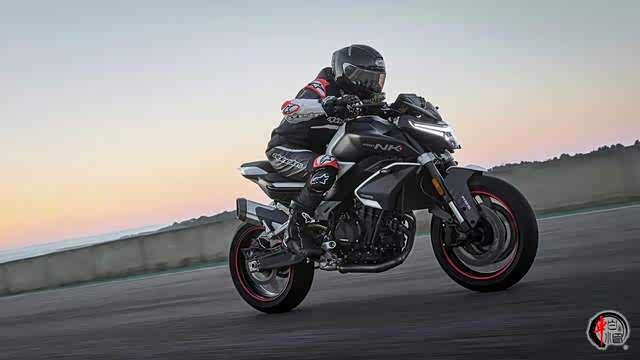 新车｜百匹空气刀春风NK800性能街车8英寸车机+电子快排46980元起_车家号_发现车生活_汽车之家