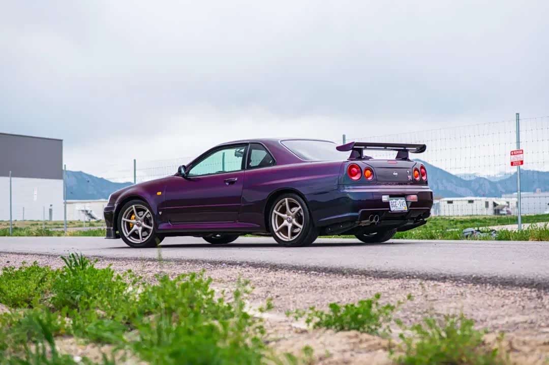 【文章】极度罕见的1999年日产R34 GTR正在等待认养_车家号_汽车之家