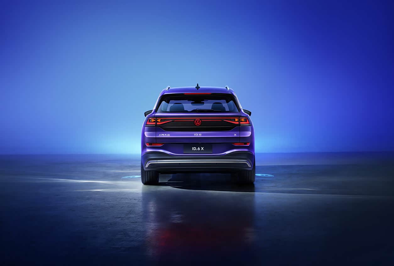 就像把玩一个大玩具 驾驶上汽大众ID.6X 2021款Pro 极智长续航版_车家号_发现车生活_汽车之家