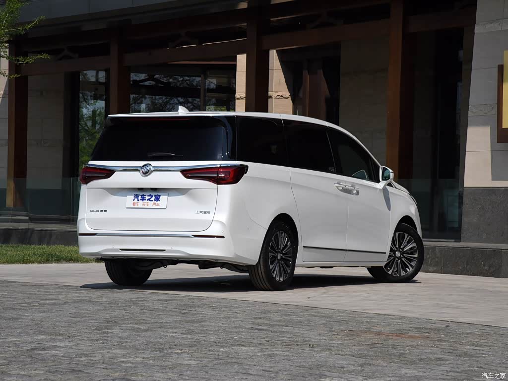 GL8家族全解析（五） 别克GL8 ES陆尊 新老款哪个值得买？_车家号_发现车生活_汽车之家