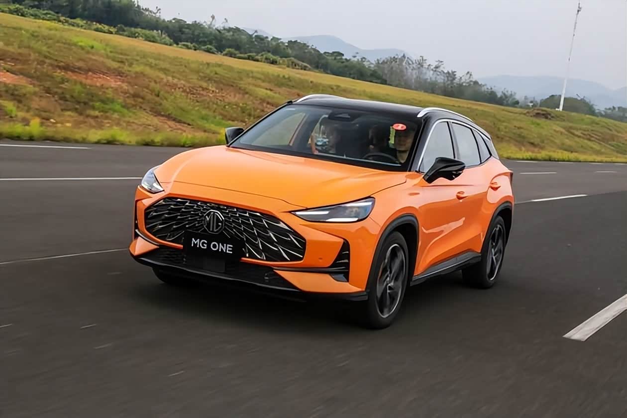 潮流中掉队的名爵ONE，真应该跟风行T5 EVO好好学学_车家号_发现车生活_汽车之家