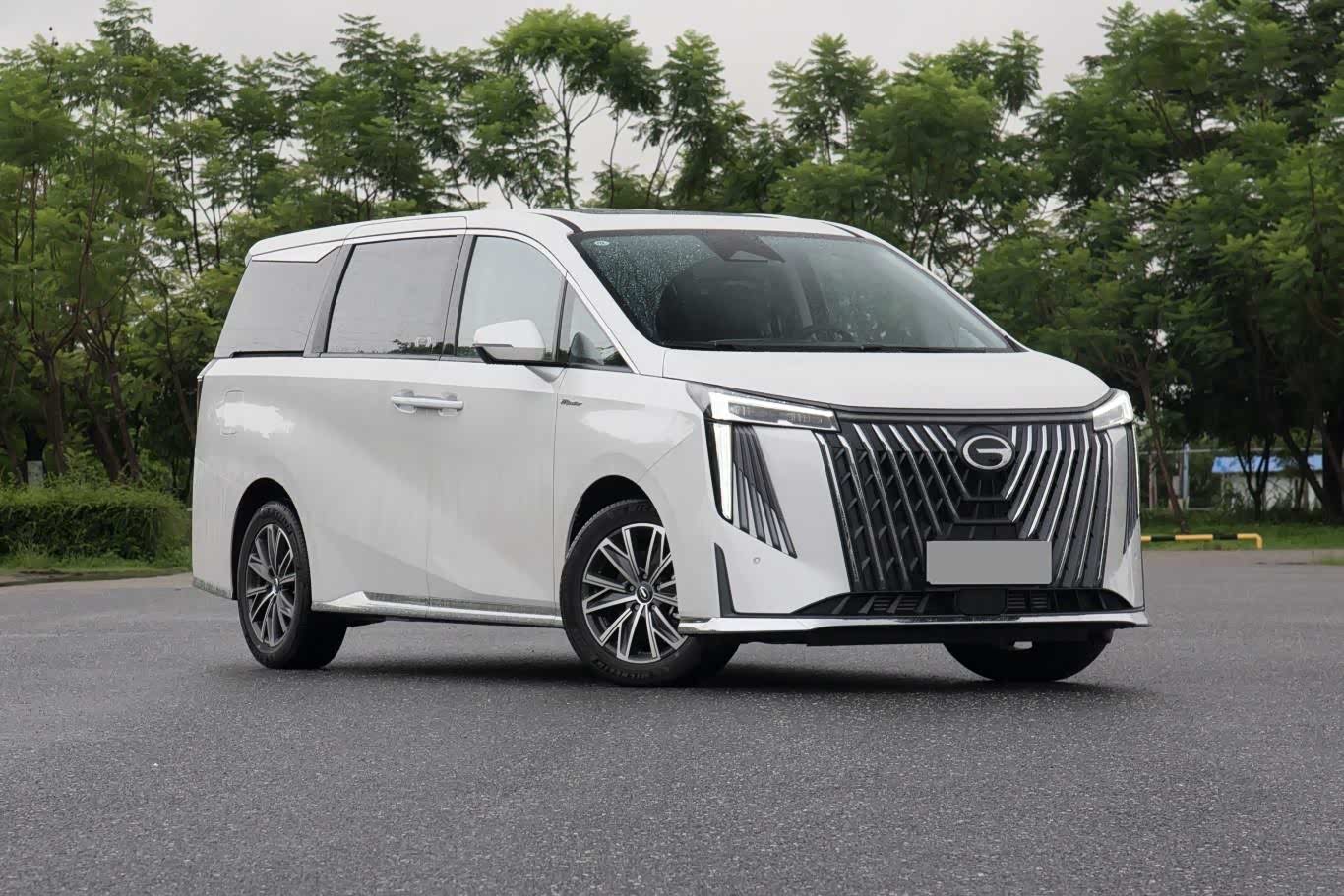 传祺M7实车图曝光，这款“小号传祺M8”卖多少万能火爆？_车家号_发现车生活_汽车之家