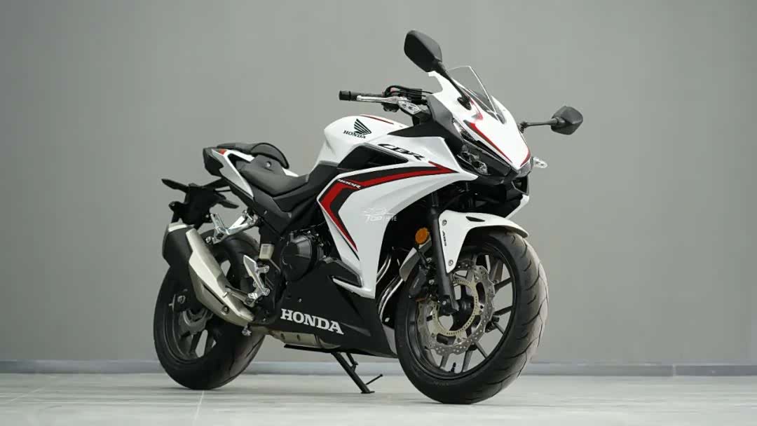 本田CBR400R试驾报告，更适合通勤的高颜值跑车_车家号_发现车生活_汽车之家