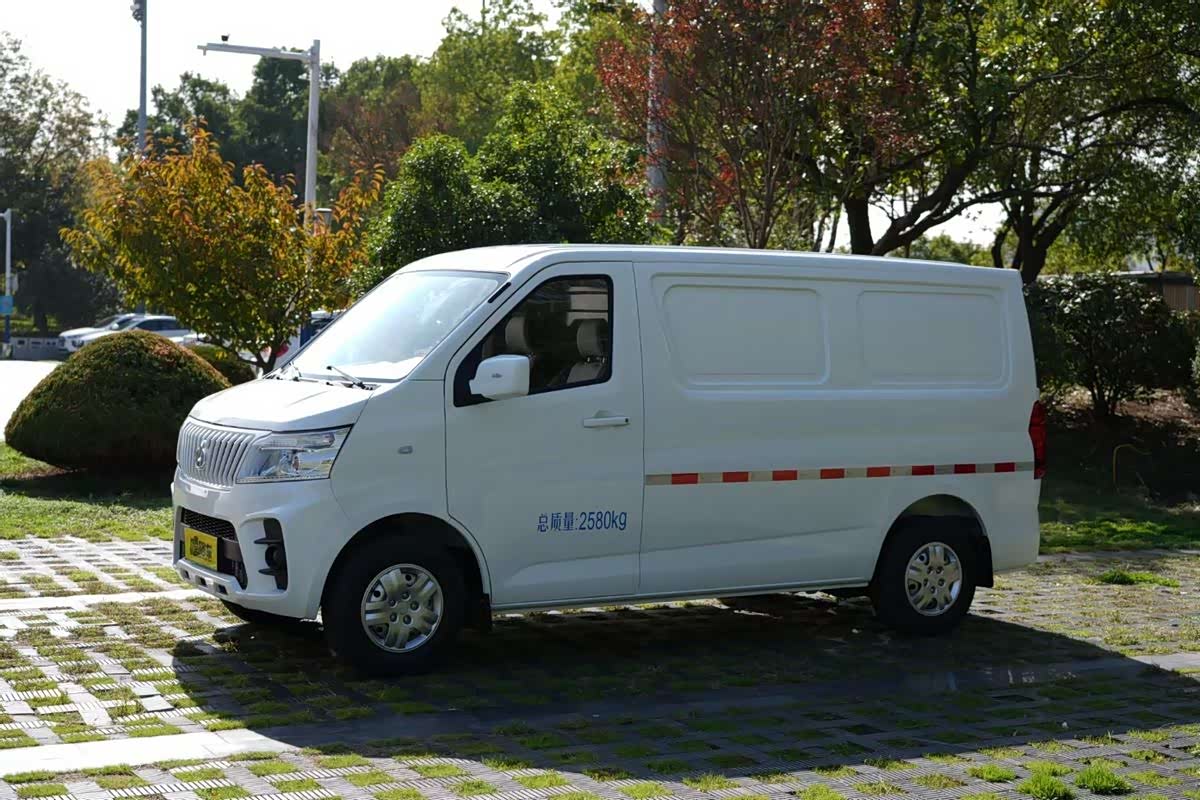 小寒满电出发 长安睿行EM60/EM80入手指南_车家号_发现车生活_汽车之家