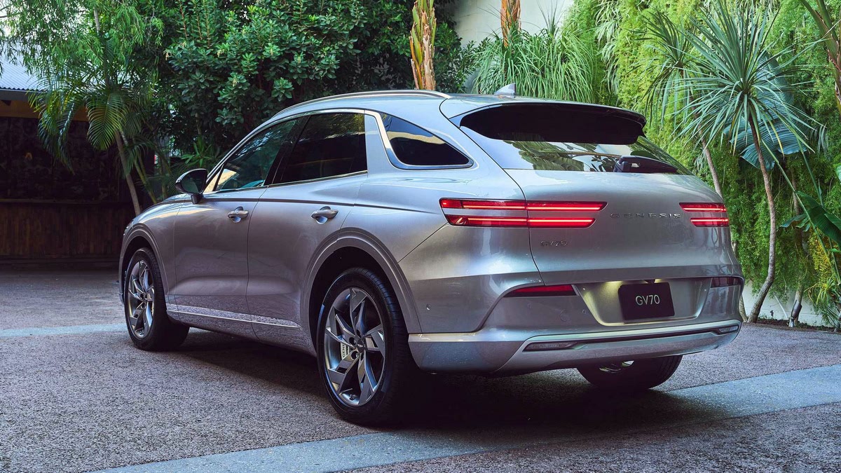 配双电机四驱，续航超500公里，新款捷尼赛思GV70纯电北美上市_车家号_发现车生活_汽车之家