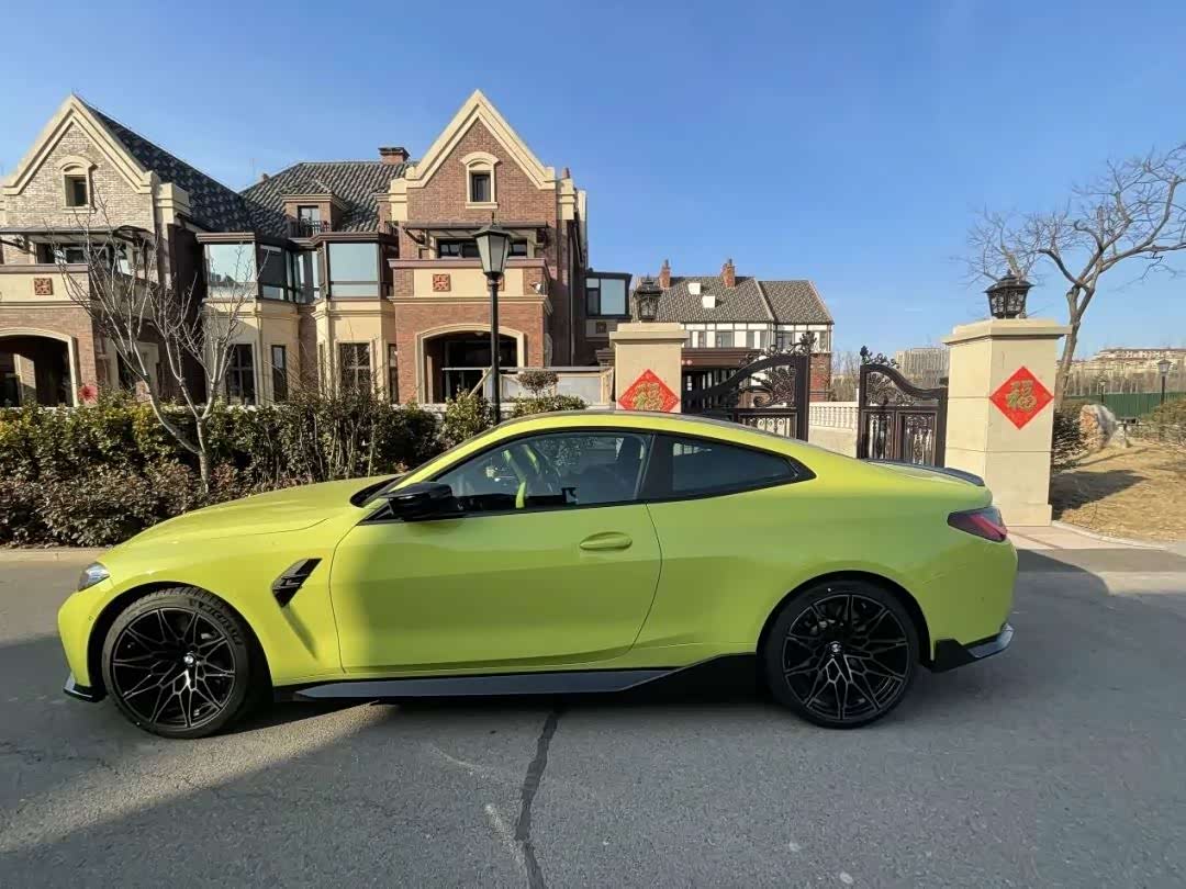 拥有617匹马力的宝马M8是什么体验？车主感慨买车容易养车难..._车家号_发现车生活_汽车之家