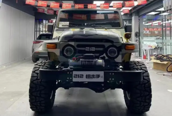 中国SUV祖师爷：北汽212狙击手新款是坦克300半价_车家号_发现车生活_汽车之家