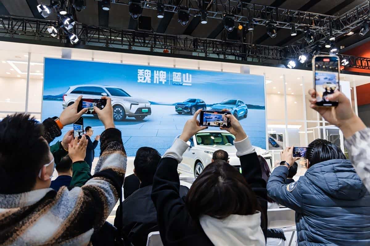 魏牌蓝山DHT-PHEV正式亮相打造“0焦虑智能电动”新高度_车家号_发现车生活_汽车之家