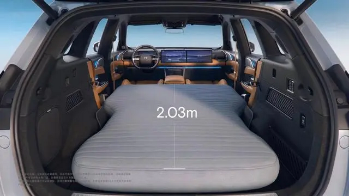 配置“大床”和全场景智能辅助驾驶，理想L7追赶上小鹏G9了吗？_车家号_发现车生活_汽车之家