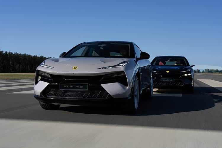 纯电动莲花 Eletre 在蒙特利汽车周上亮相，将于 2024 年上市_车家号_发现车生活_汽车之家