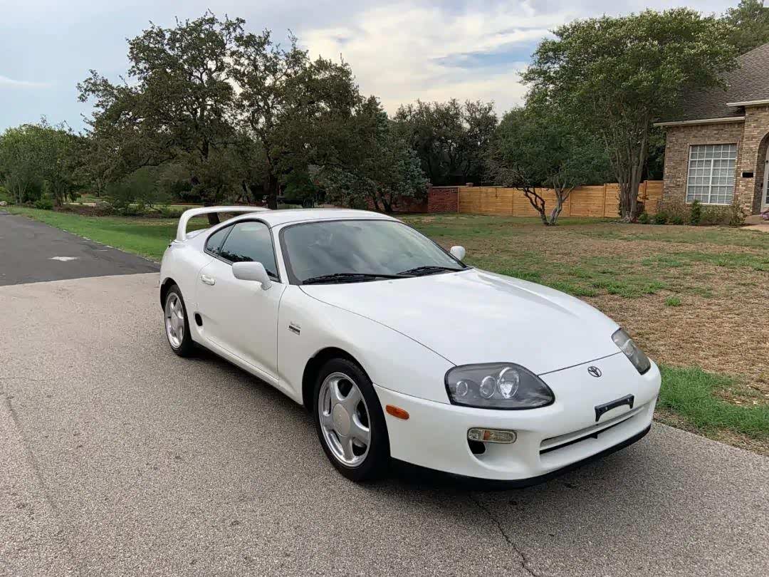 【文章】自吸版丰田Supra（A80），比新款A90还贵？_车家号_汽车之家