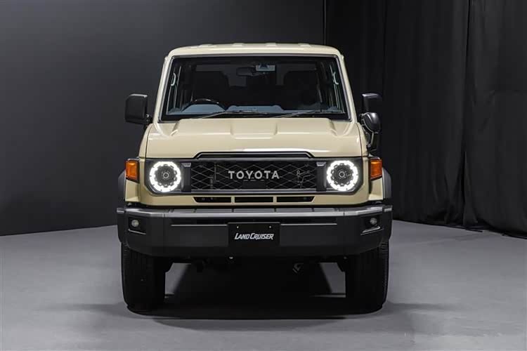 新款丰田LC70柴油实车曝光，外观复古且硬派_车家号_发现车生活_汽车之家