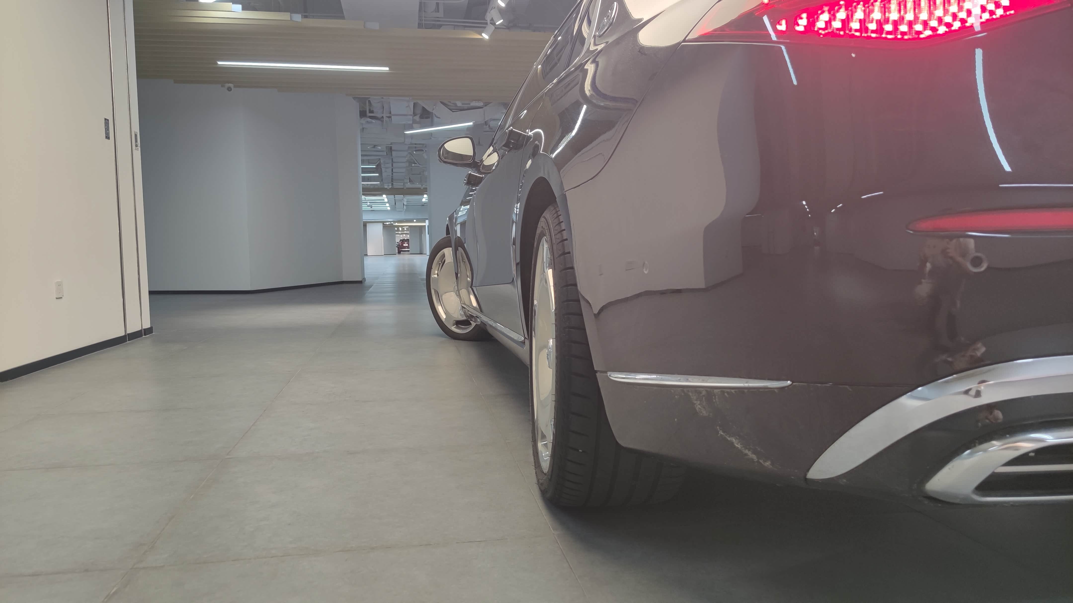 100多W的迈巴赫S480与300多W的迈巴赫S680，看看到底有些什么不同_车家号_发现车生活_汽车之家