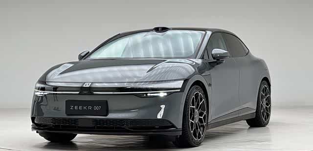 22.99万元起的极氪007，续航最高870公里2.84s破百，比Model3好_车家号_发现车生活_汽车之家