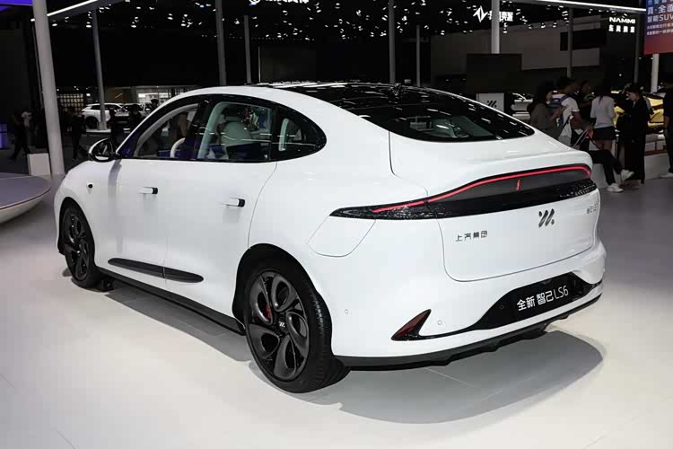 19.49万起，智己LS6优缺点介绍，现在值得买吗？_车家号_发现车生活_汽车之家