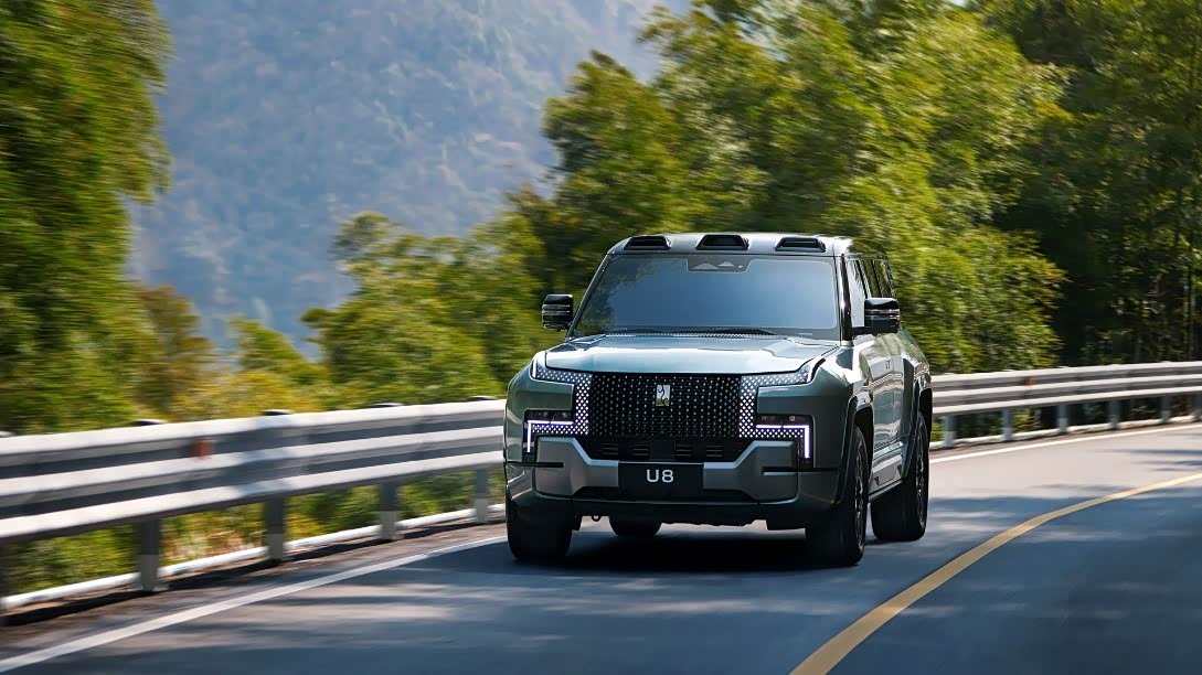 仰望U8展现极致通过性、可靠性，无惧复杂越野路况_车家号_发现车生活_汽车之家