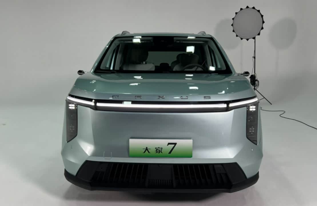 定位中型纯电MPV，上汽大通大家7实车图，售25.98万起，能火吗？_车家号_发现车生活_汽车之家