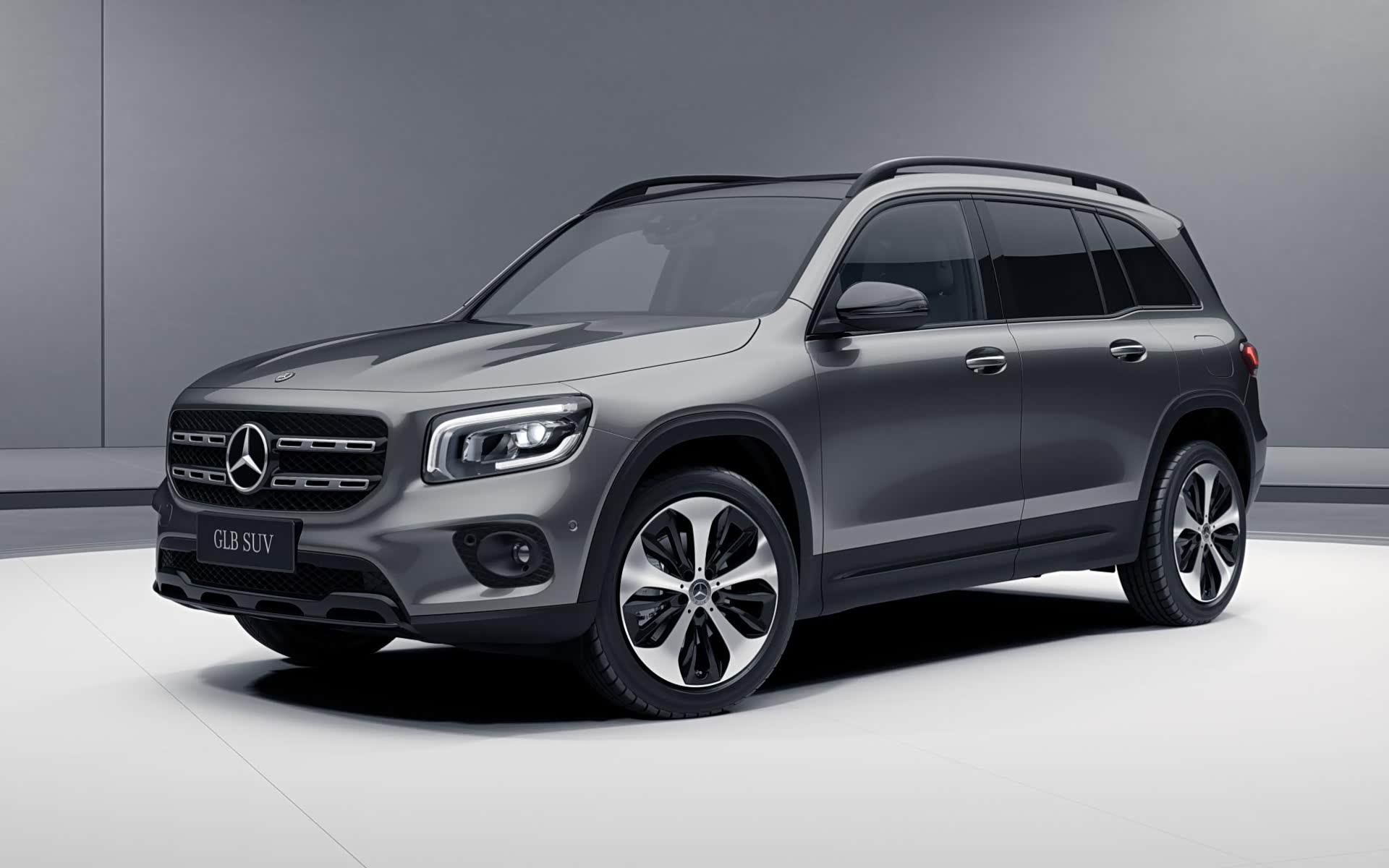 新款奔驰GLB正式上市！配置更新，低配价格小幅上涨，售29.48万起_车家号_发现车生活_汽车之家