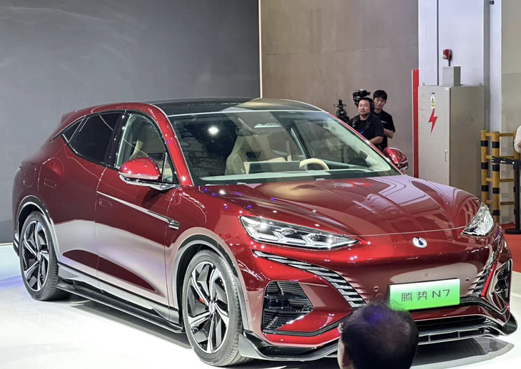 2023上海车展：腾势N7内饰发布，同步开启盲订_车家号_发现车生活_汽车之家