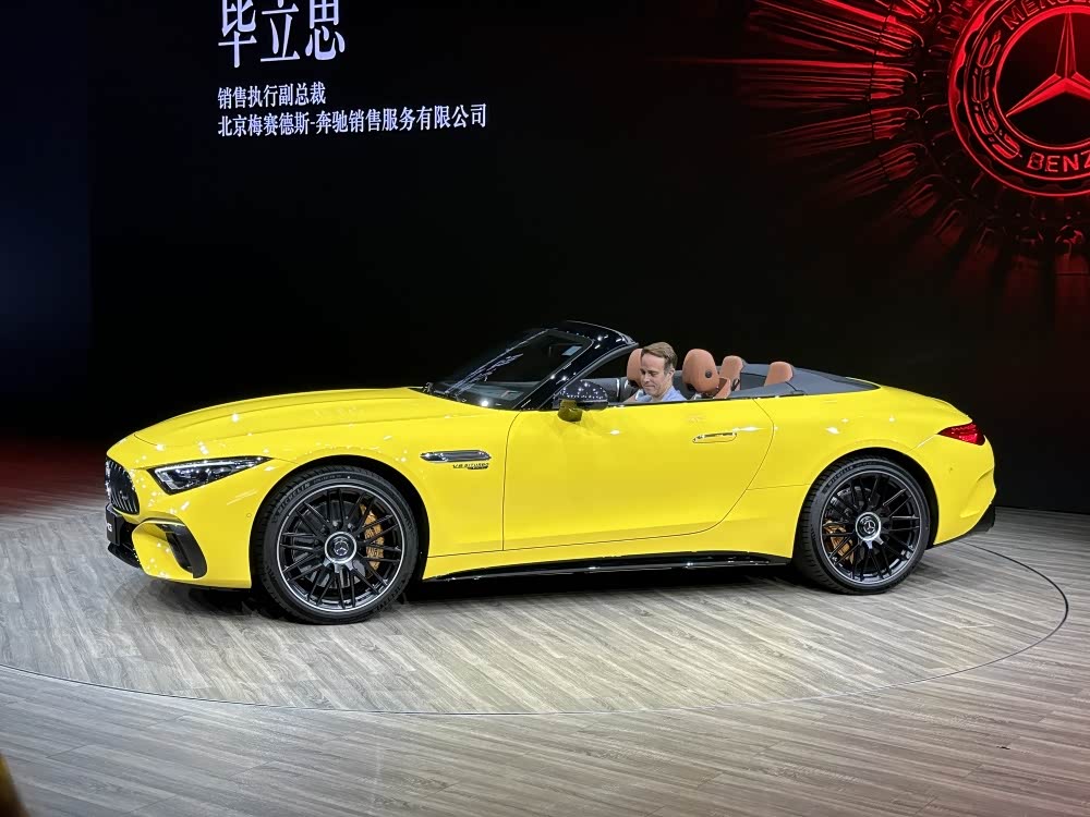 【2023成都车展】梅赛德斯-AMGSL63软顶敞篷跑车上市_车家号_发现车生活_汽车之家