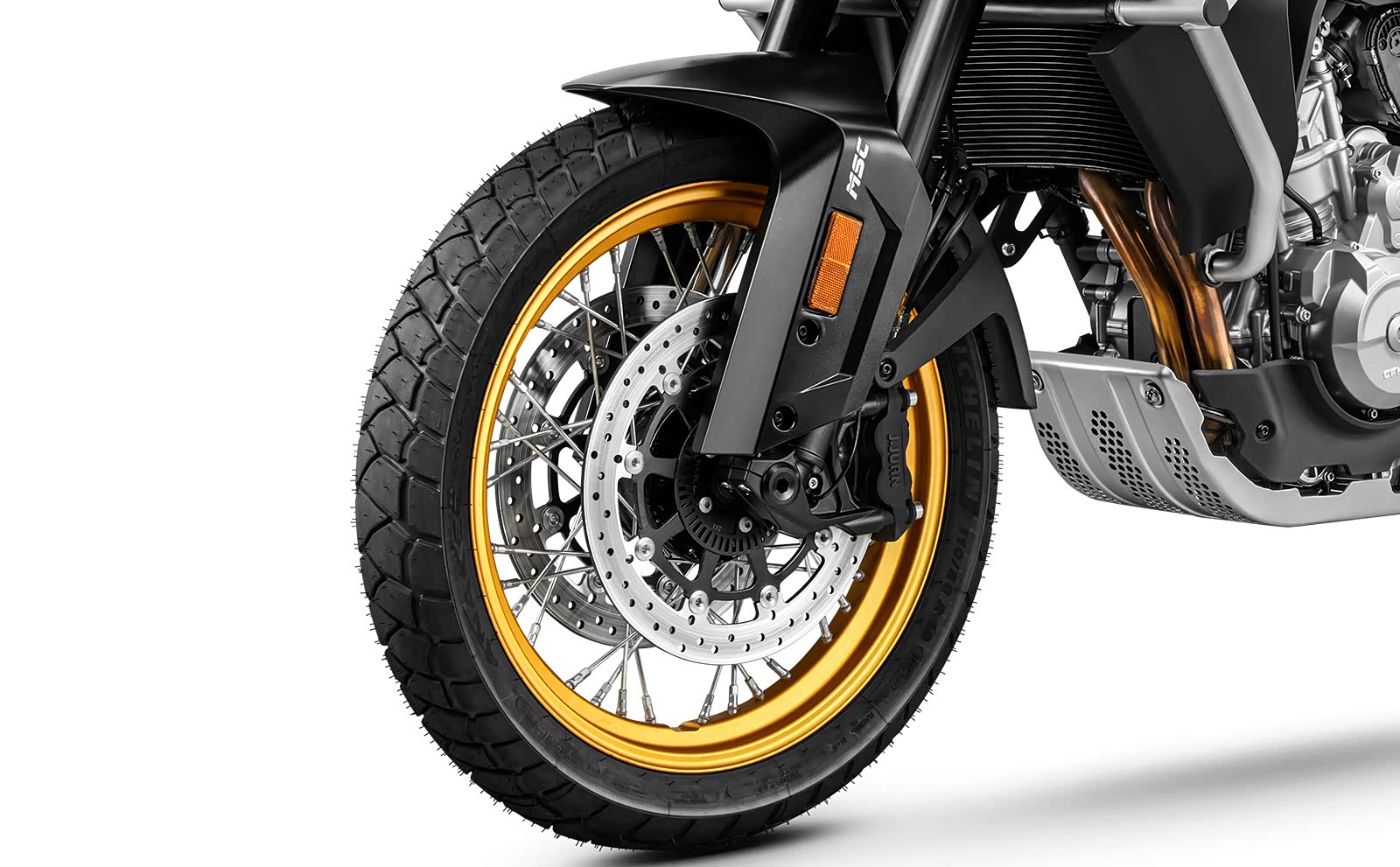 春风800MT探险版上市，售价58680元，相比老款有哪些变化呢？_车家号_发现车生活_汽车之家