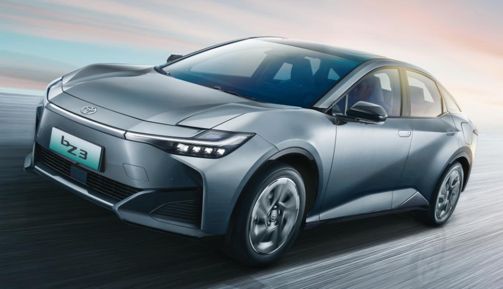 颜值靓丽吸睛，驾驶一汽丰田bZ3出行极拉风_车家号_发现车生活_汽车之家