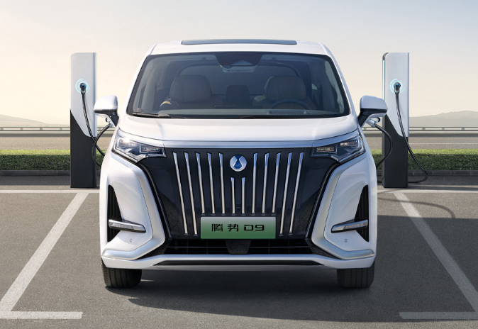 支持双枪充电！腾势D9上市售32.98万起，你还选GL8吗？_车家号_发现车生活_汽车之家