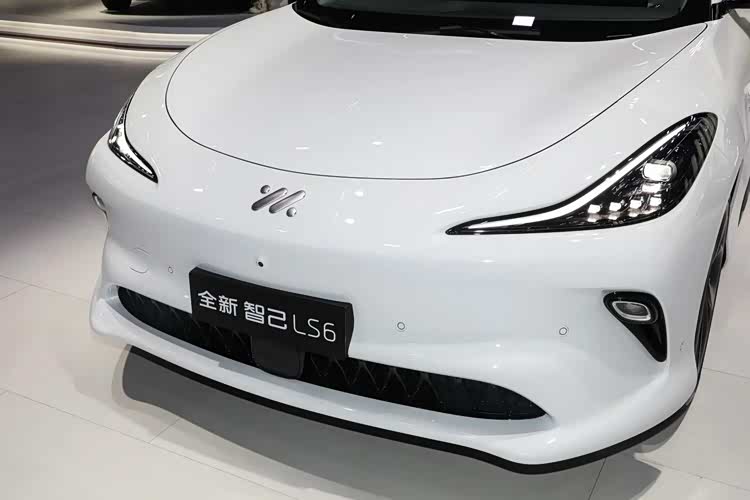 19.49万起，智己LS6优缺点介绍，现在值得买吗？_车家号_发现车生活_汽车之家