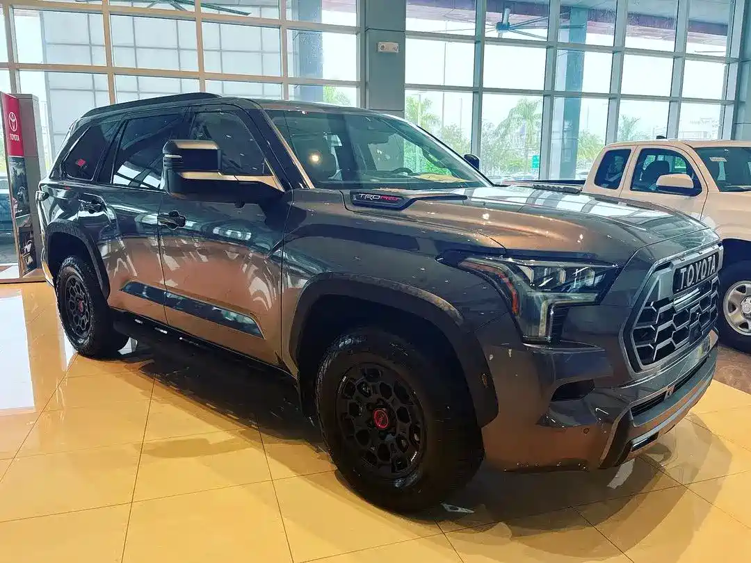 全新丰田红杉海外版，3.5T V6+10AT+四驱系统，竞争路虎卫士130_车家号_发现车生活_汽车之家