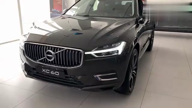 【视频】沃尔沃XC60黑色款店内实拍，详细了解配置后再决定买不买！_车家号_汽车之家