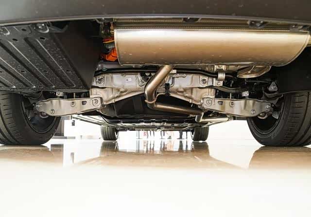 解读理想L9，1.5T增程器与宝马有何关系，底盘与XC90的差异_车家号_发现车生活_汽车之家