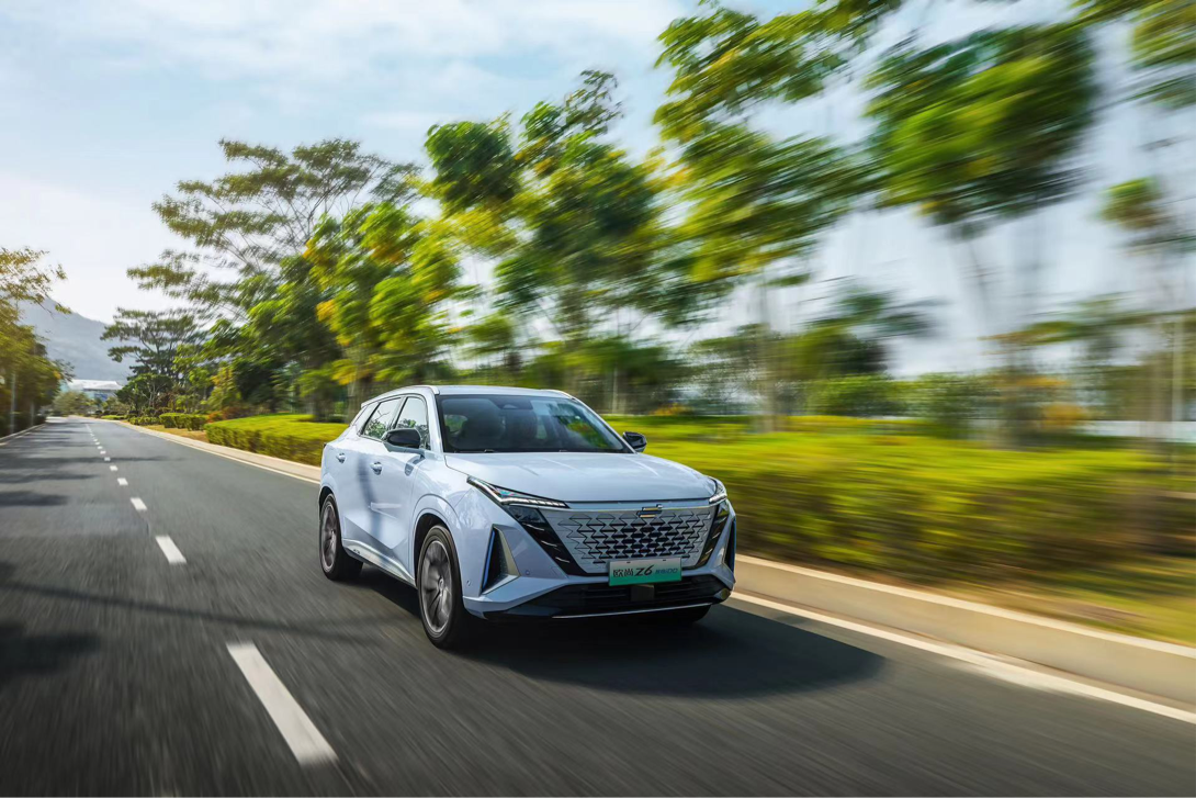 12万左右的长安欧尚Z6智电iDD给你30万的智能化配置，你心动不？_车家号_发现车生活_汽车之家