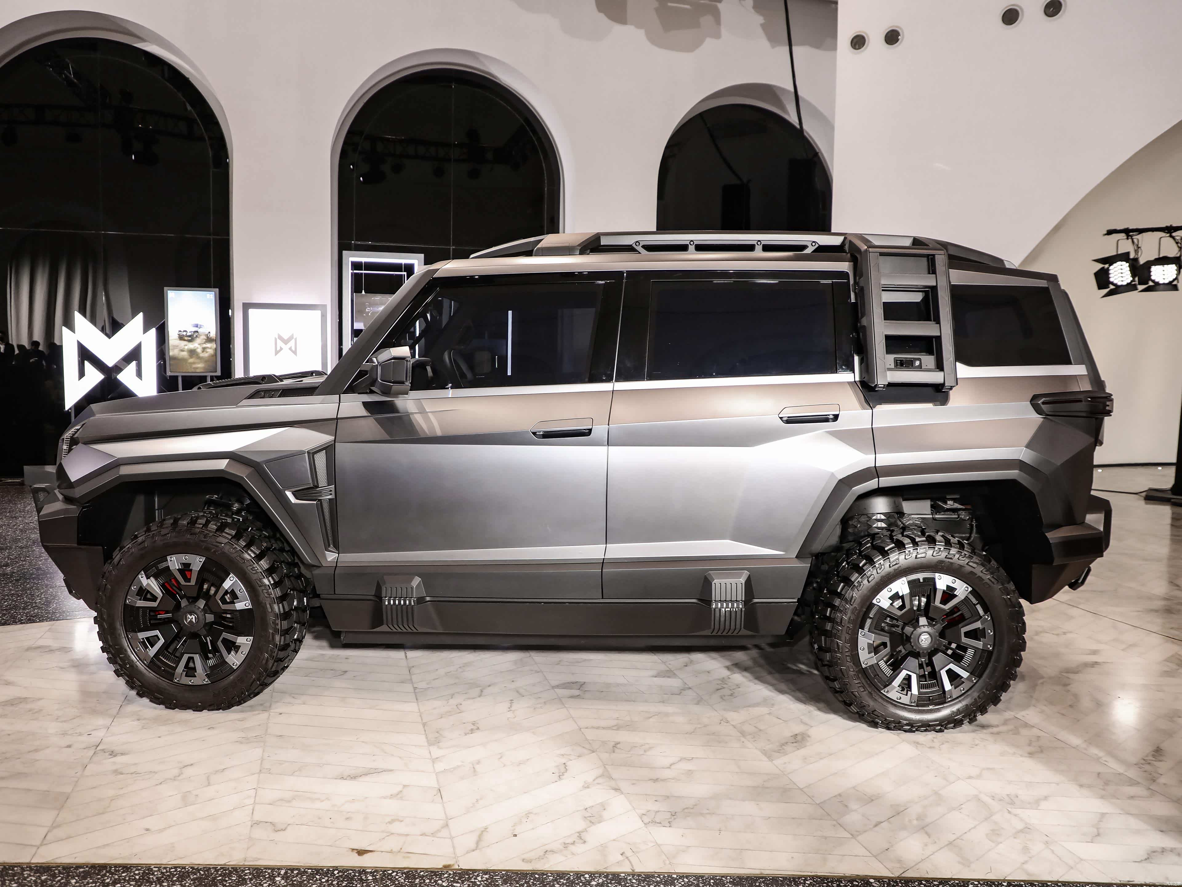 东风版“悍马”，猛士917预售70-160万元，竞争仰望U8？_车家号_发现车生活_汽车之家