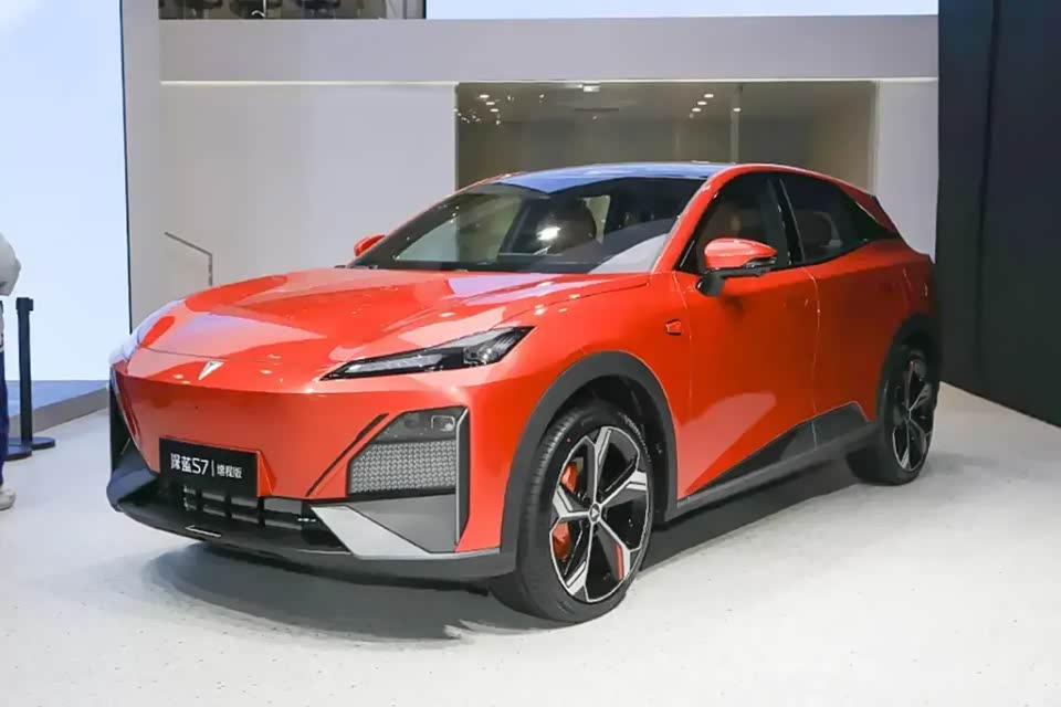 长安布局增程式电车，中型SUV深蓝S7，动力与颜值都有_车家号_发现车生活_汽车之家