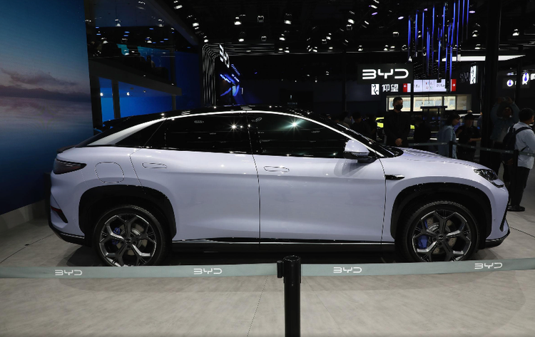 比亚迪再出新品，海狮07EV广州车展震撼亮相，预计价格20-26万_车家号_发现车生活_汽车之家