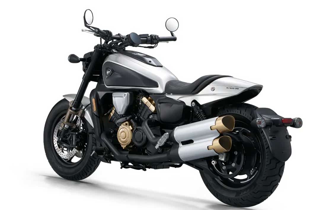 V4巡航QJ闪600谍照亮相，对标黑旗，或再次亮剑价格_车家号_发现车生活_汽车之家