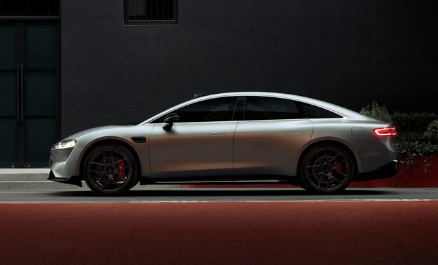 华为与奇瑞的首款轿跑官图发布！隶属于Luxeed品牌，首搭鸿蒙4_车家号_发现车生活_汽车之家