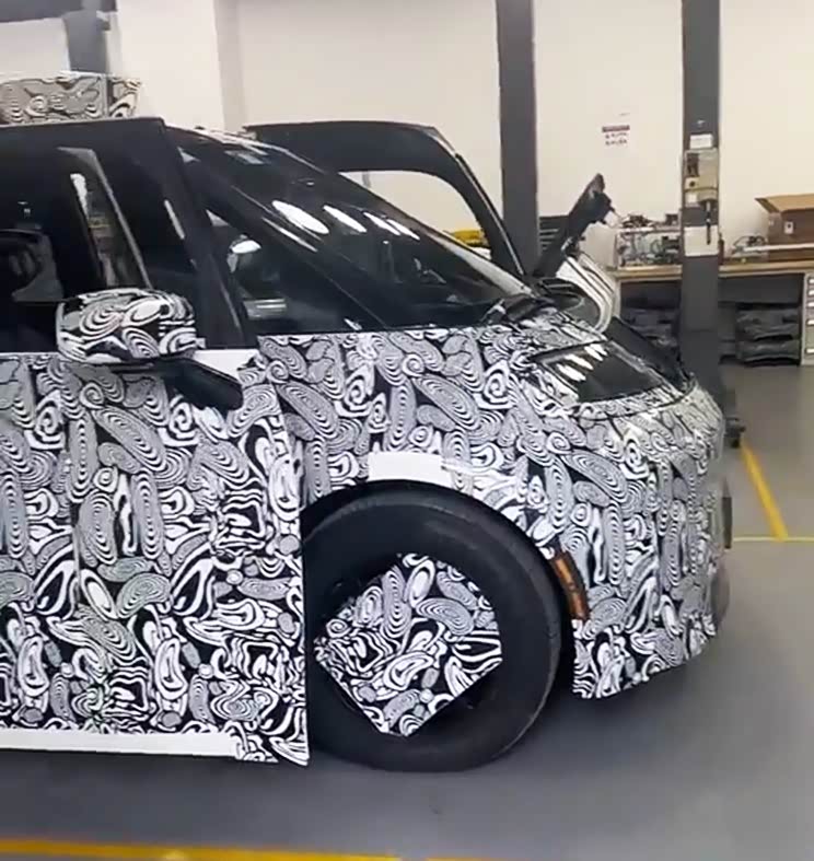 极氪CM2E最新谍照曝光，是极氪家族第二款MPV_车家号_发现车生活_汽车之家