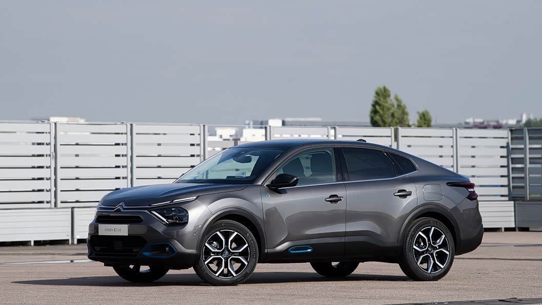 【文章】全新雪铁龙C4X揭晓，掀背车、SUV和轿车混合物_车家号_汽车之家