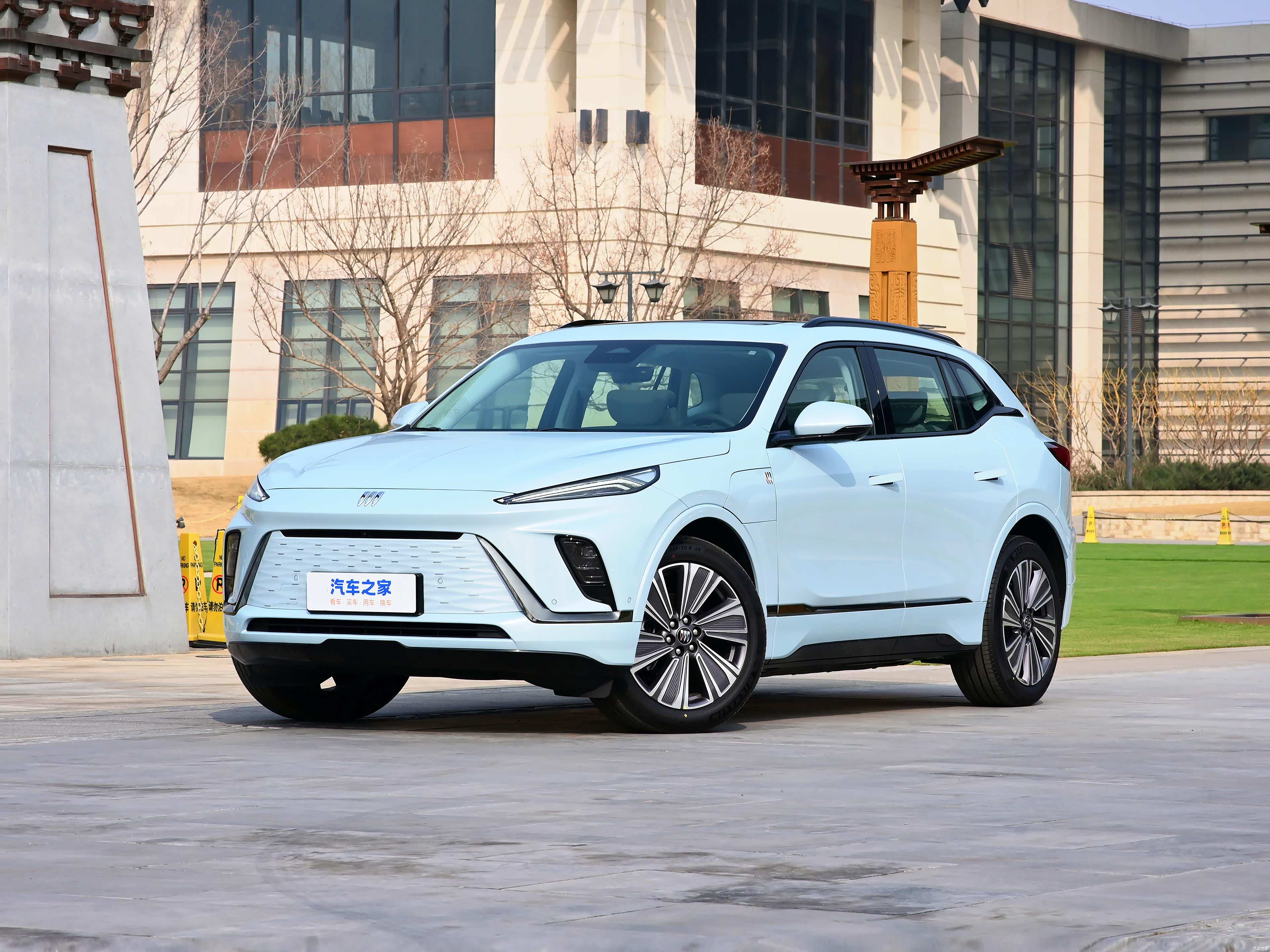 别克E5售价20.89万元起，锐歌同平台打造，有实力竞争Model Y吗？_车家号_发现车生活_汽车之家