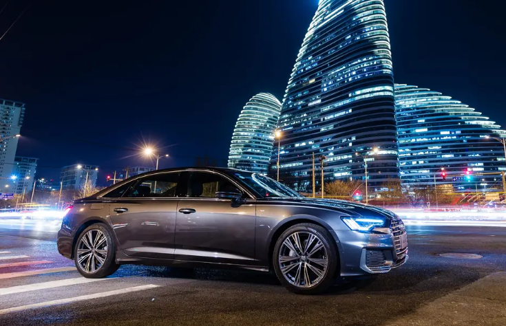 深度解析奥迪A6L，优点和缺点一览无余_车家号_发现车生活_汽车之家