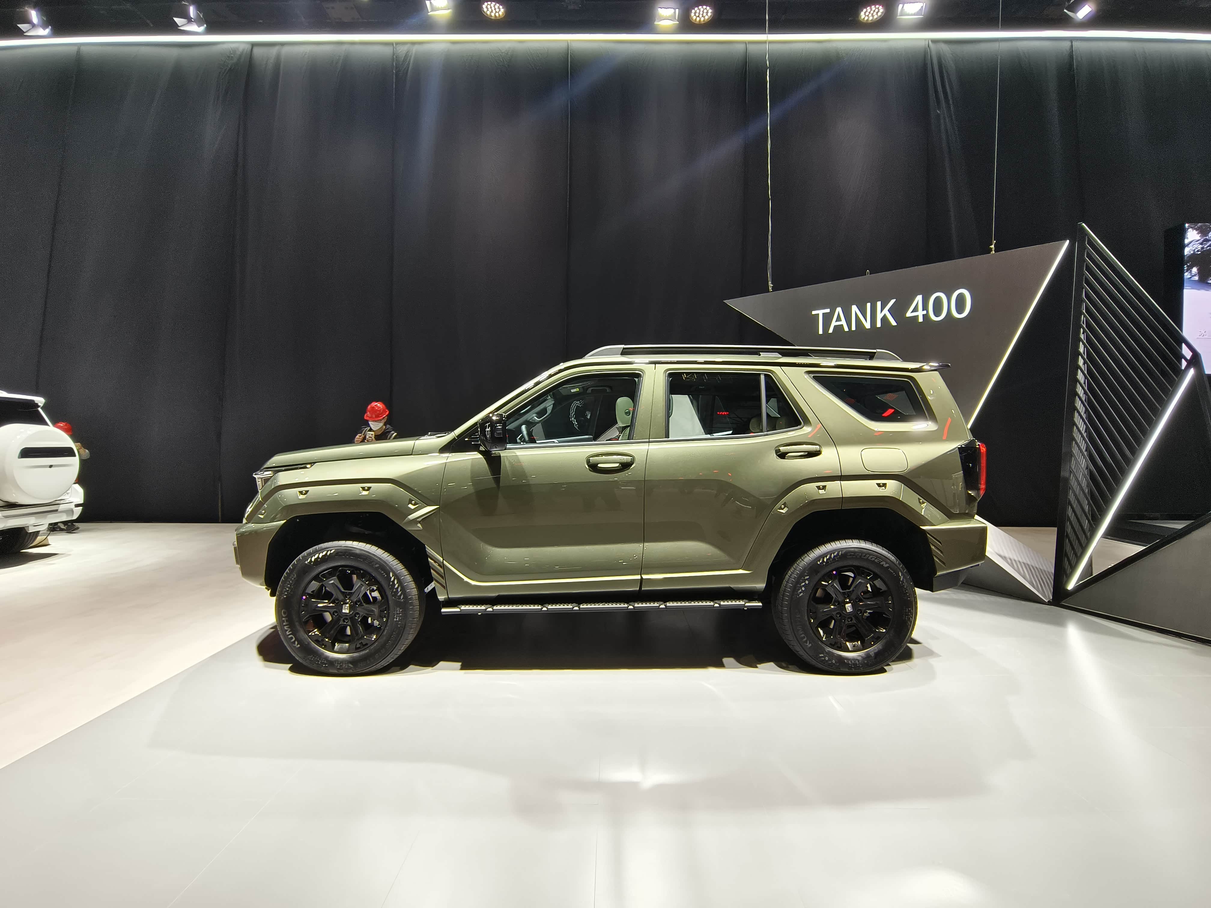 2023上海车展探馆：坦克400 Hi4-T_车家号_发现车生活_汽车之家